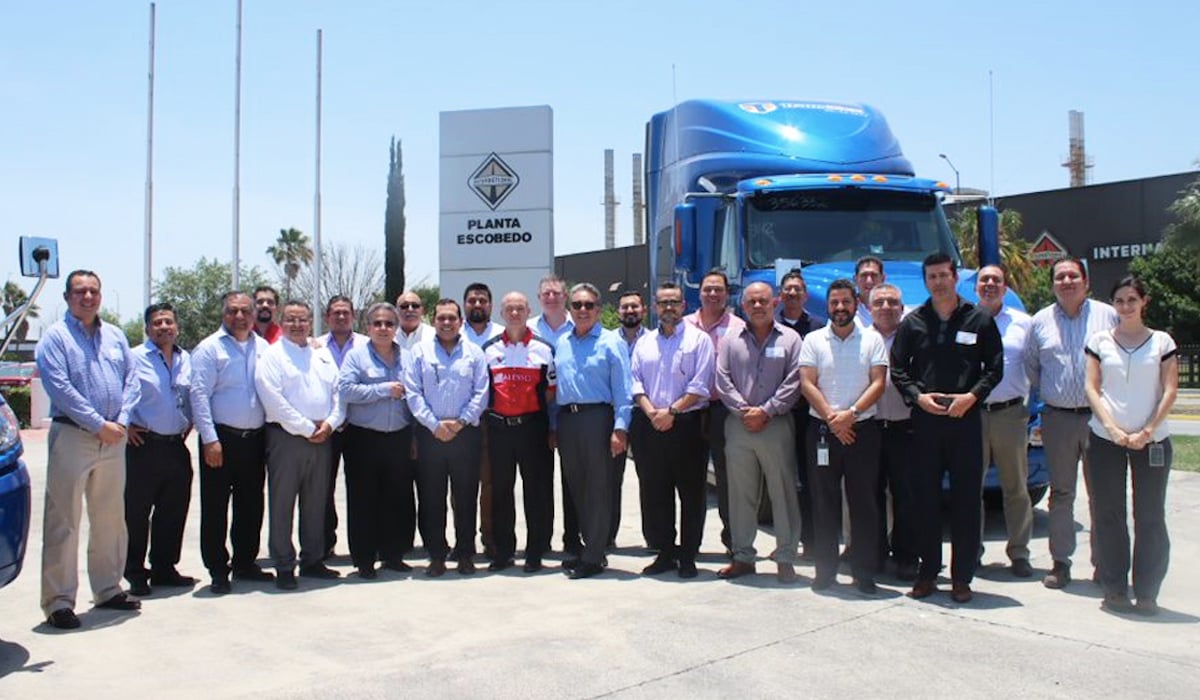 Trans-Mex adquiere 50 unidades ProStar con Cummins X15 Euro 5 | Revista TyT