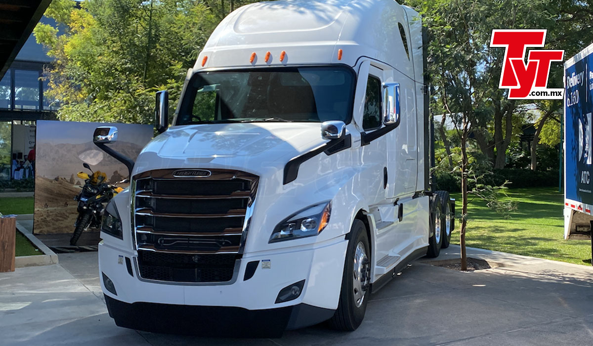 Freightliner confirma su apuesta por la innovación en su gama de ...