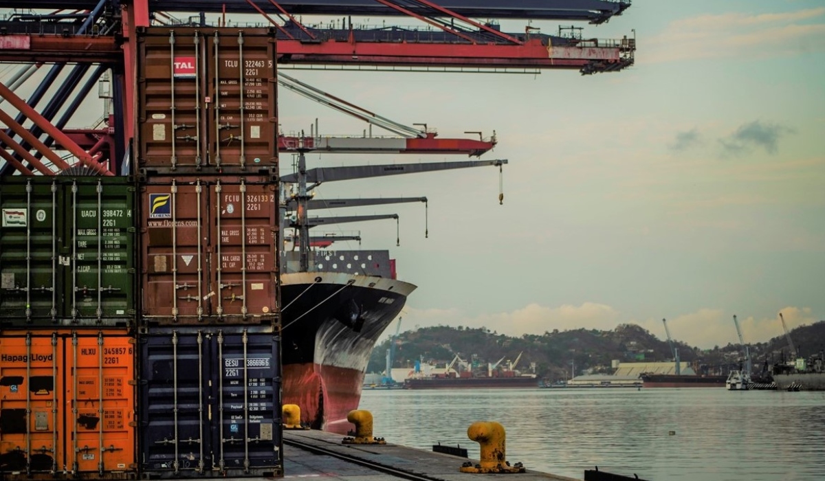 Puerto de Manzanillo a la cabeza en el movimiento de carga | Revista TyT