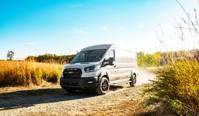 Ford lanza la variante Transit Trail para el mercado de EU | Revista TyT