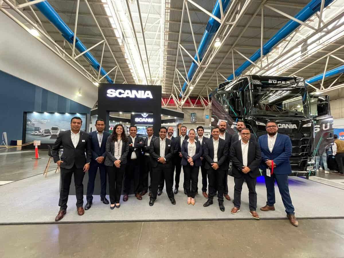 Scania exhibe sus soluciones frente a transportistas en León | Revista TyT