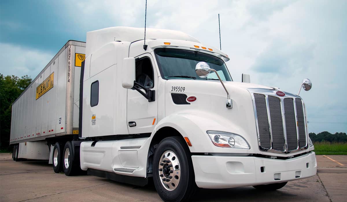 J.B. Hunt fortalece su poderío con nueva flota | Revista TyT