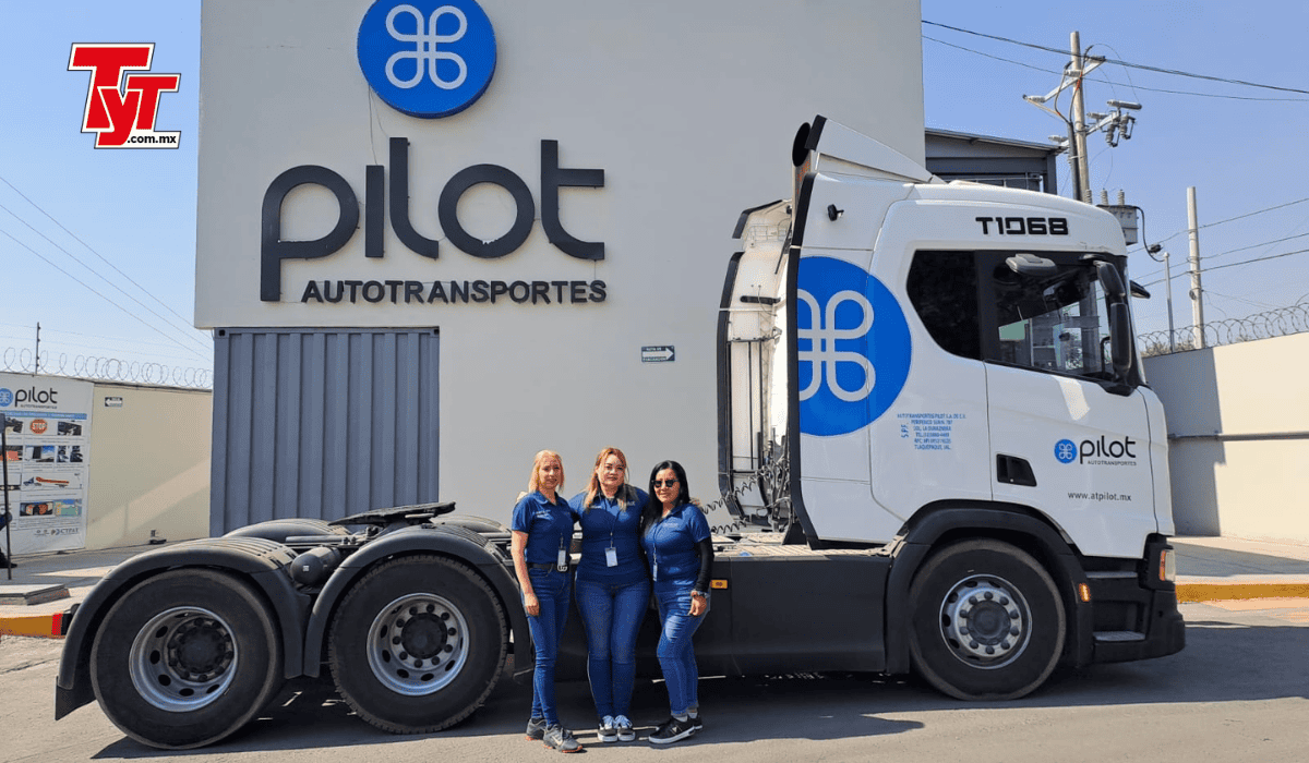 María Félix, Liliam y María Elena, reclutadas por Autotransportes Pilot ...