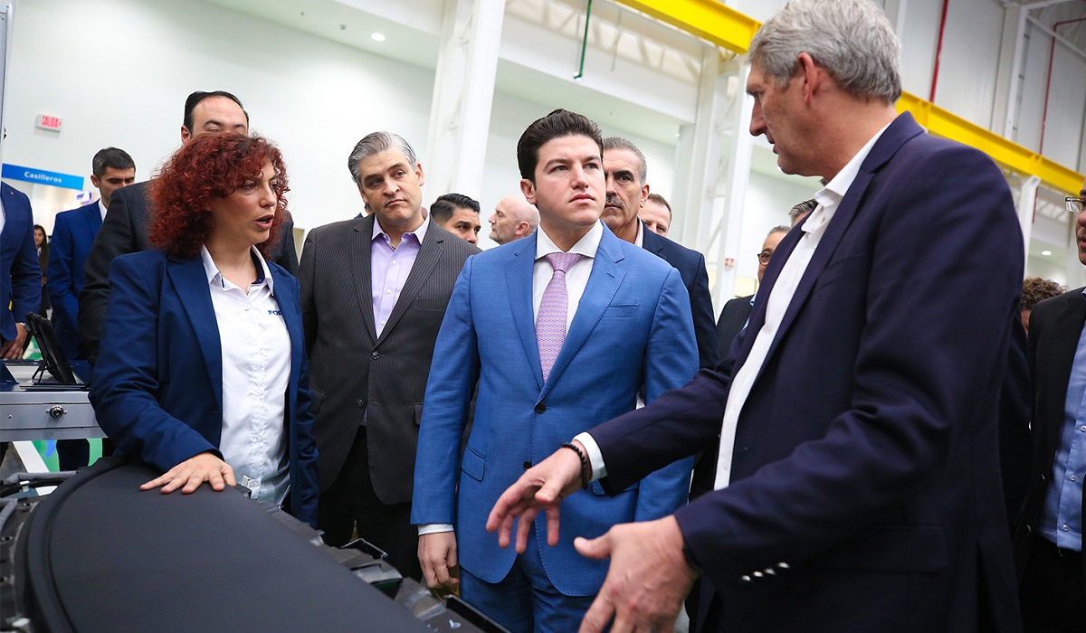 Faurecia inicia producción de autopartes en Apodaca, inaugura planta ...