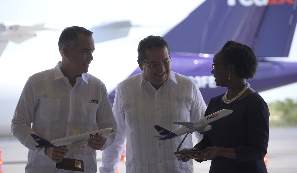 Nueva ruta de FedEx despega en Mérida con un Feeder ATR72-600F ...