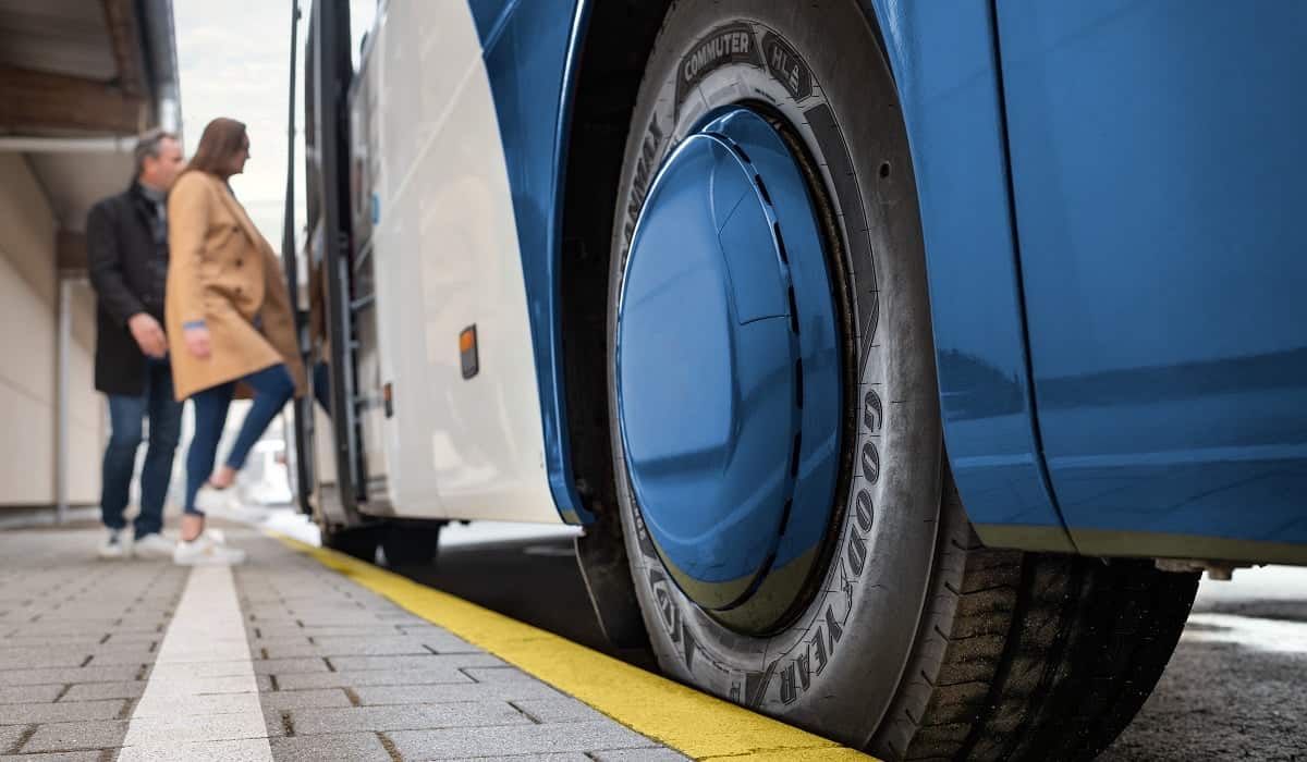 Goodyear lanza en Europa neumático para autobuses interurbanos | Revista TyT