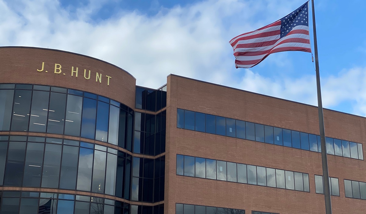 Ingresos de última milla de JB Hunt aumentan 6 mdd en el 1T | Revista TyT