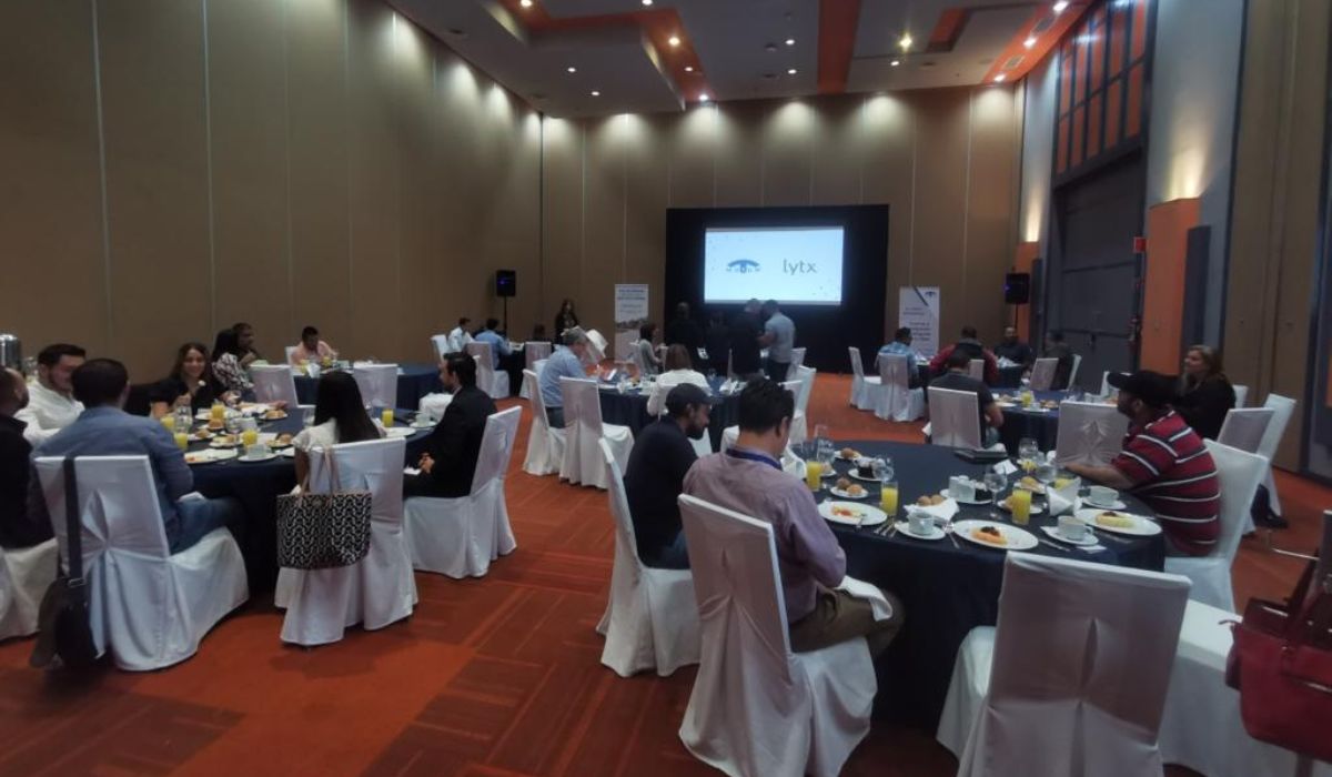 Inteligencia Artificial avanza en el autotransporte de carga ...