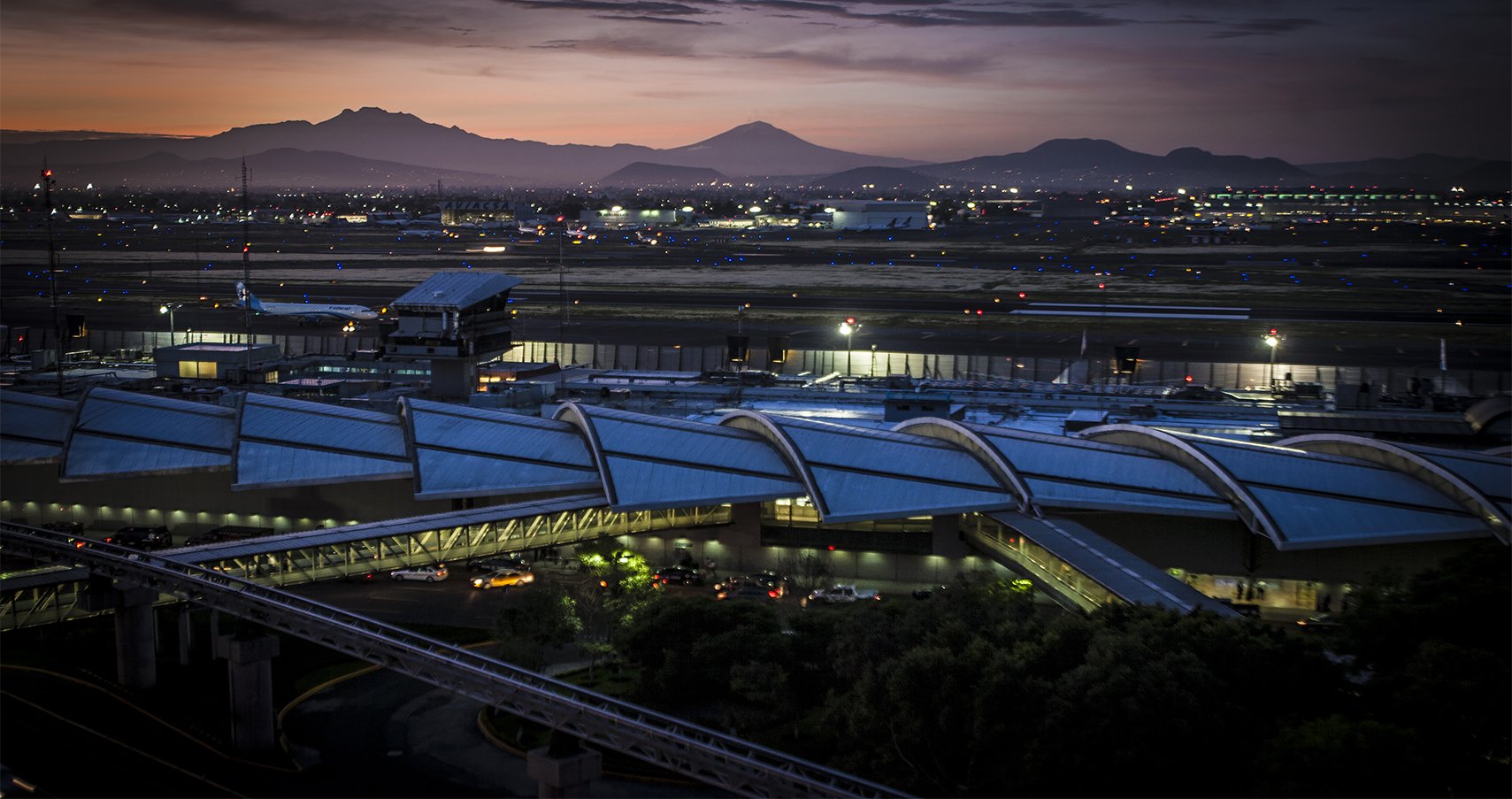 Gobierno de AMLO amplía el plazo para cierre de operaciones de carga del AICM | Revista TyT