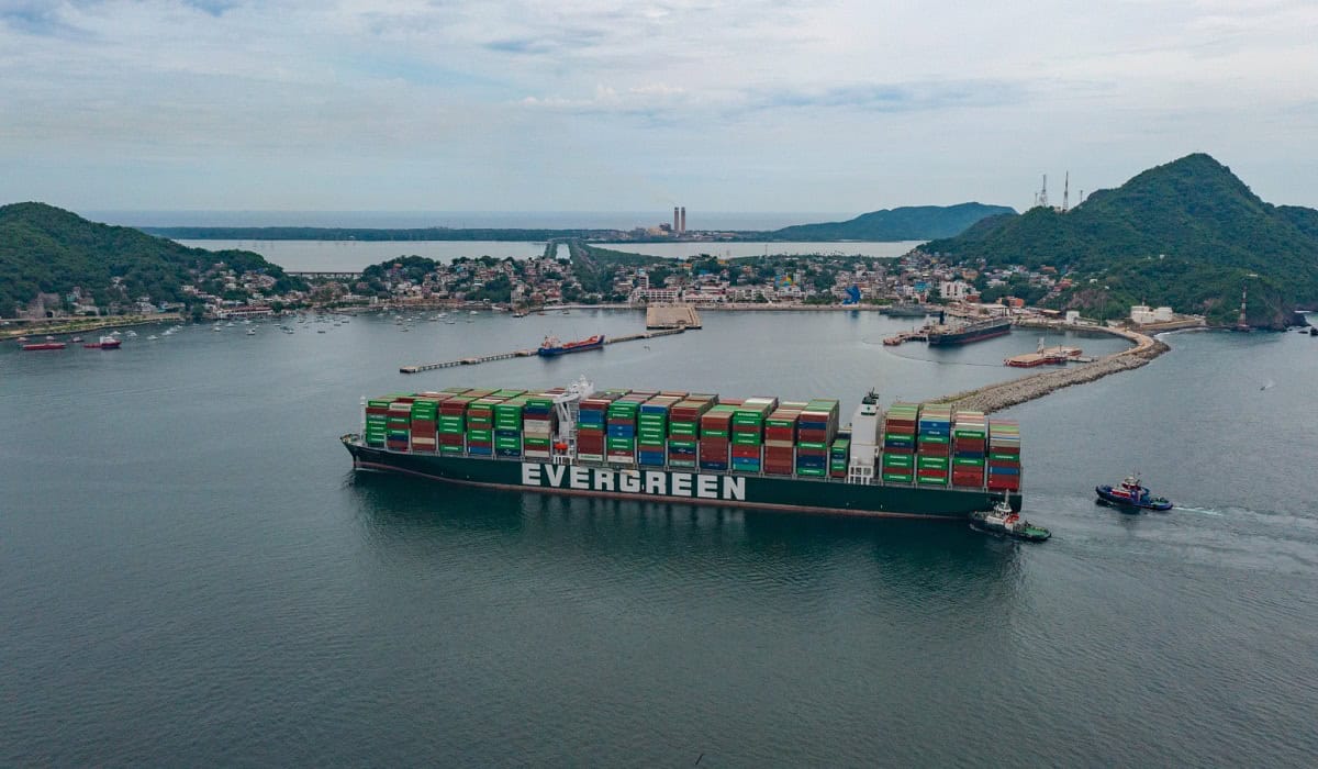 Terminal de Hutchison Ports en Manzanillo hace historia al recibir al ...