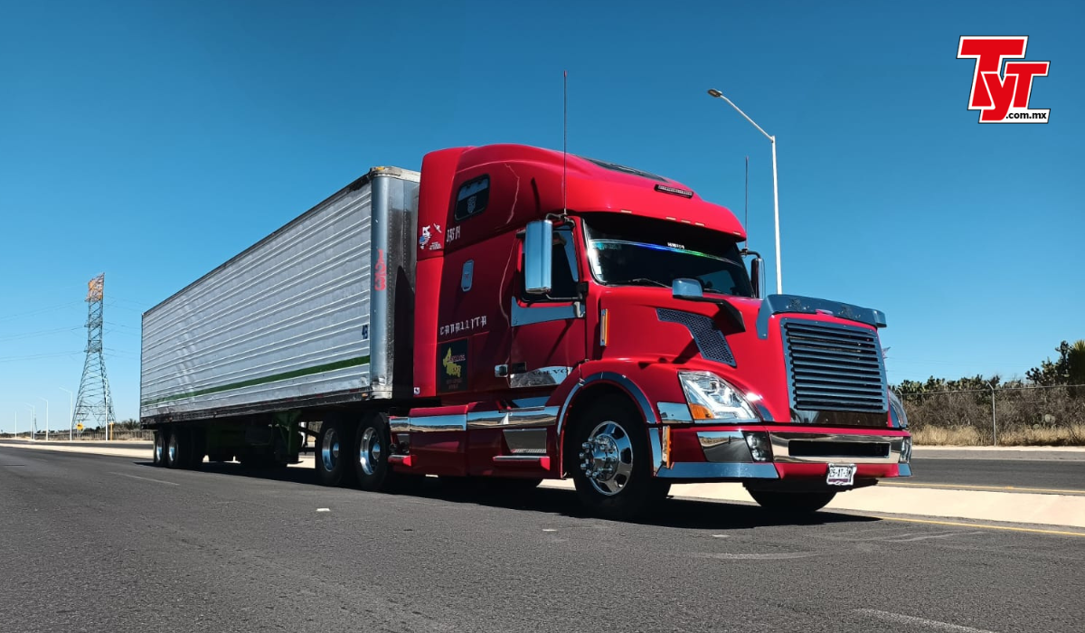 Auto Express Dávalos, la empresa creada de la nada por padre e hijo ...