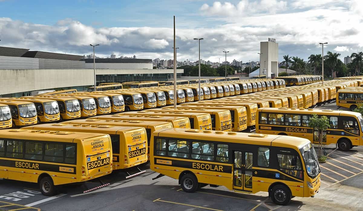 Iveco Bus suministrará 7,100 autobuses escolares a Brasil | Revista TyT