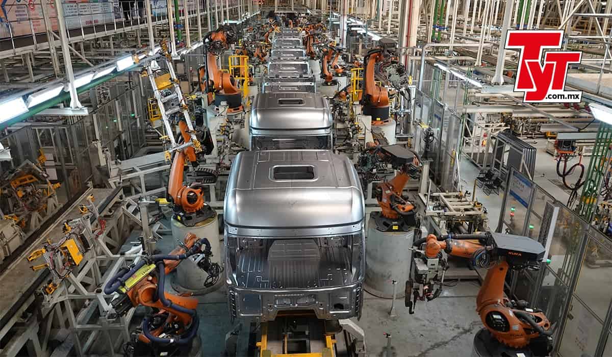 Shacman abre las puertas de sus bastiones en China a transportistas ...