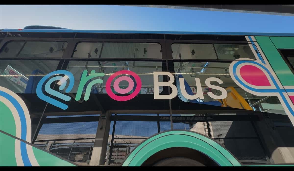 Realiza AMEQ la tercera entrega del año de autobuses Mercedes-Benz | Revista TyT