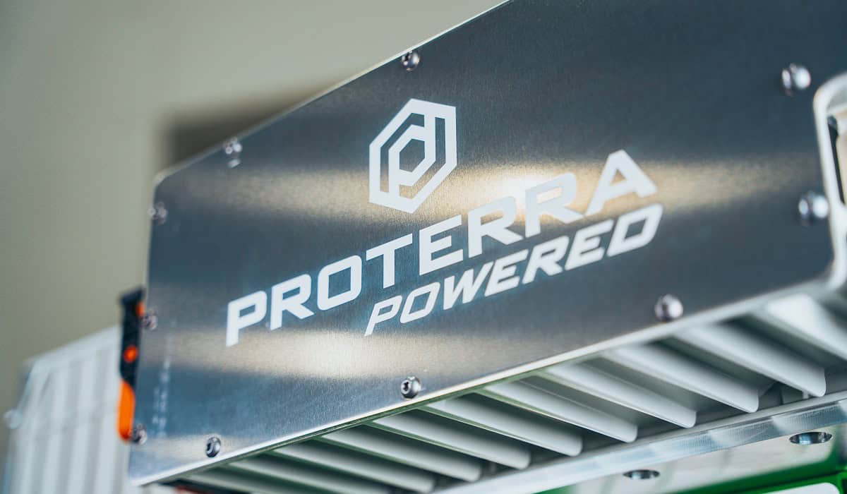 Proterra suministrará baterías a vehículos eléctricos de DTNA en ...