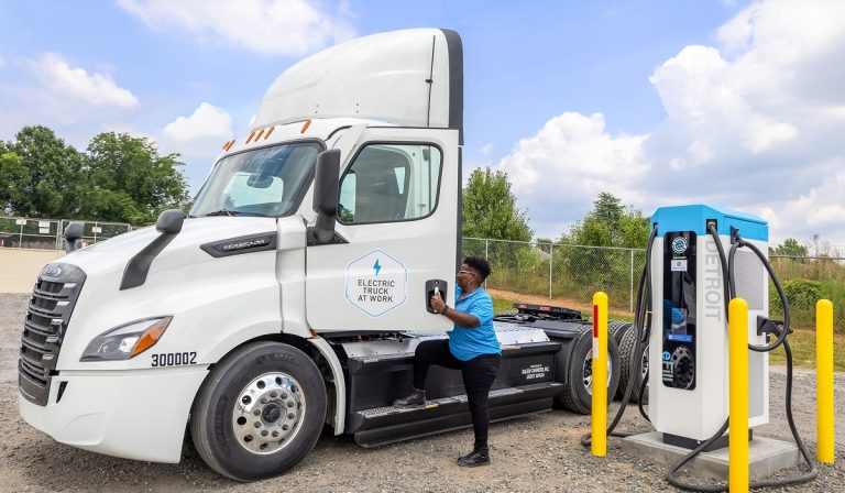 Proveedor logístico de DTNA en Carolina cuenta con nueva solución de ...