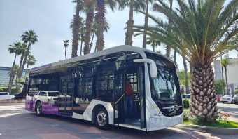 Prueban el Volvo LUMINUS en condiciones de calor extremo en Baja ...