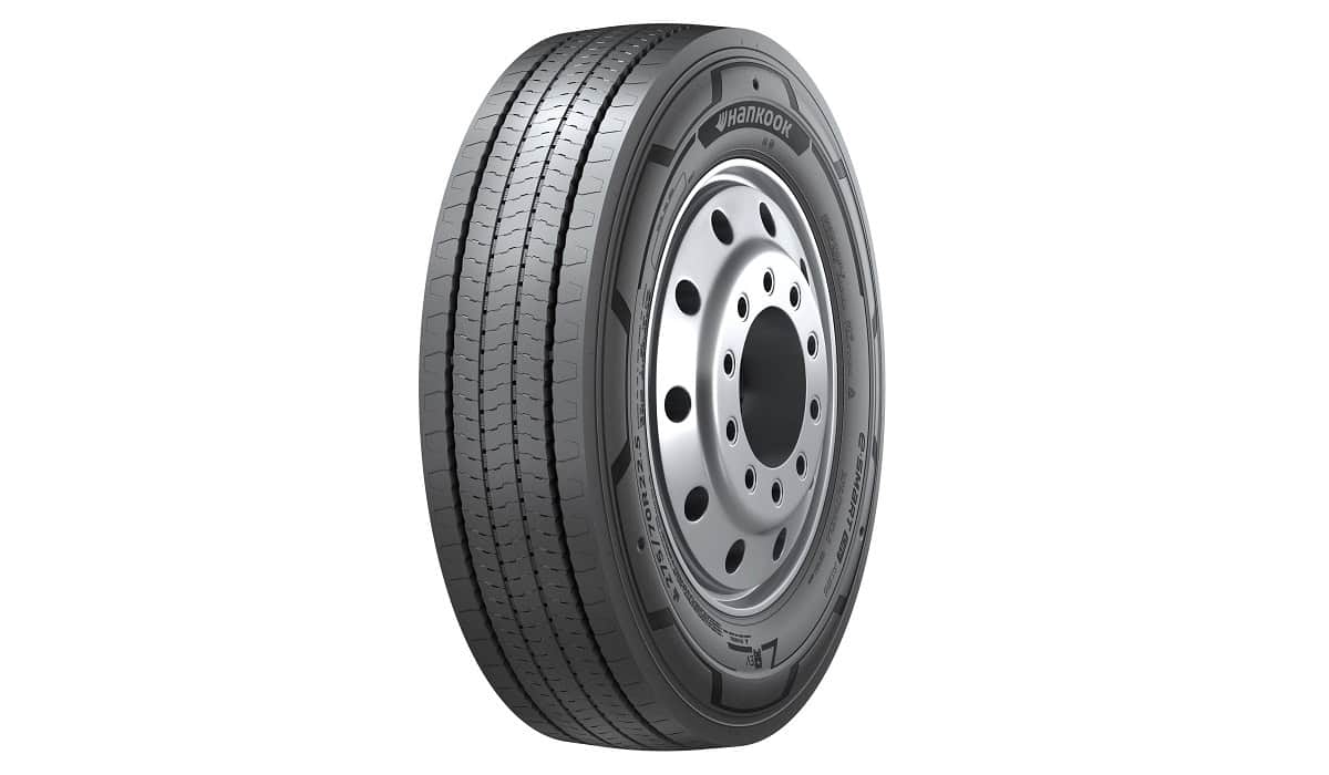 Hankook presenta en Europa su primer neumático para autobuses urbanos ...