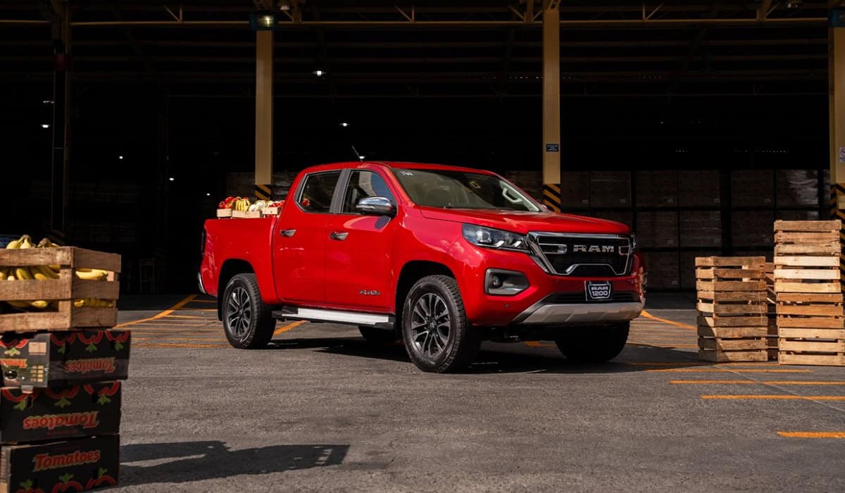 La nueva Ram 1200 llega a México con capacidad de carga de hasta 1,210 ...