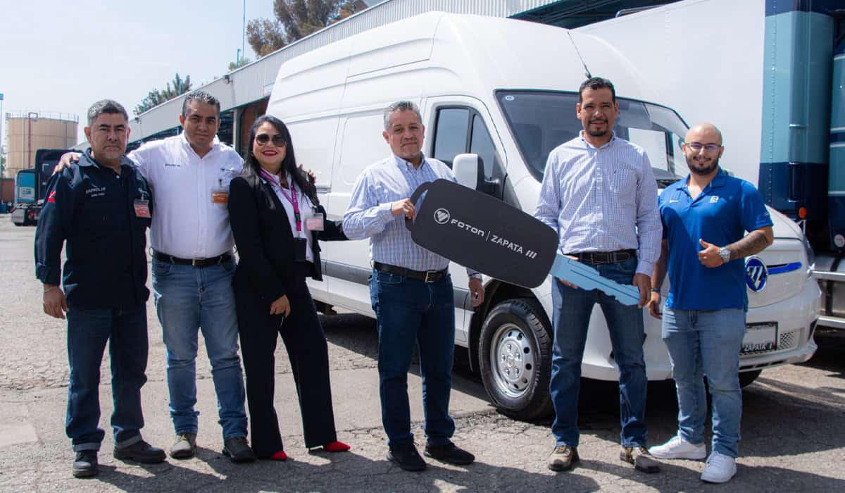 Fábrica de Jabón La Corona se lleva la primera Hi-Van eléctrica de ...