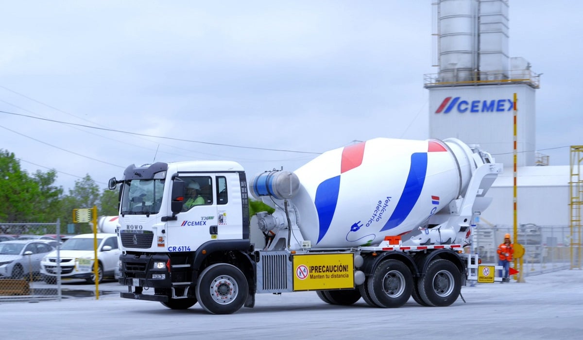 Cemex integra a su flota en México camiones revolvedores eléctricos ...