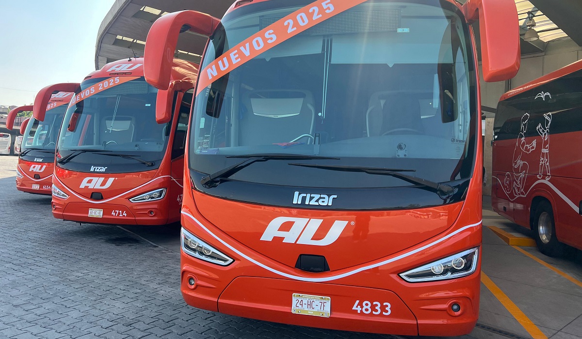 AU renueva flota con 52 autobuses Scania con carrocería Irizar i6s ...