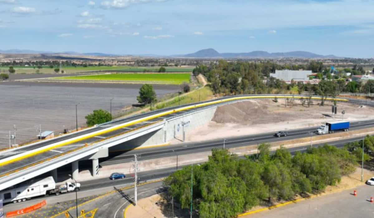 Inauguran puente vehicular sobre la carretera federal 45 en Irapuato ...