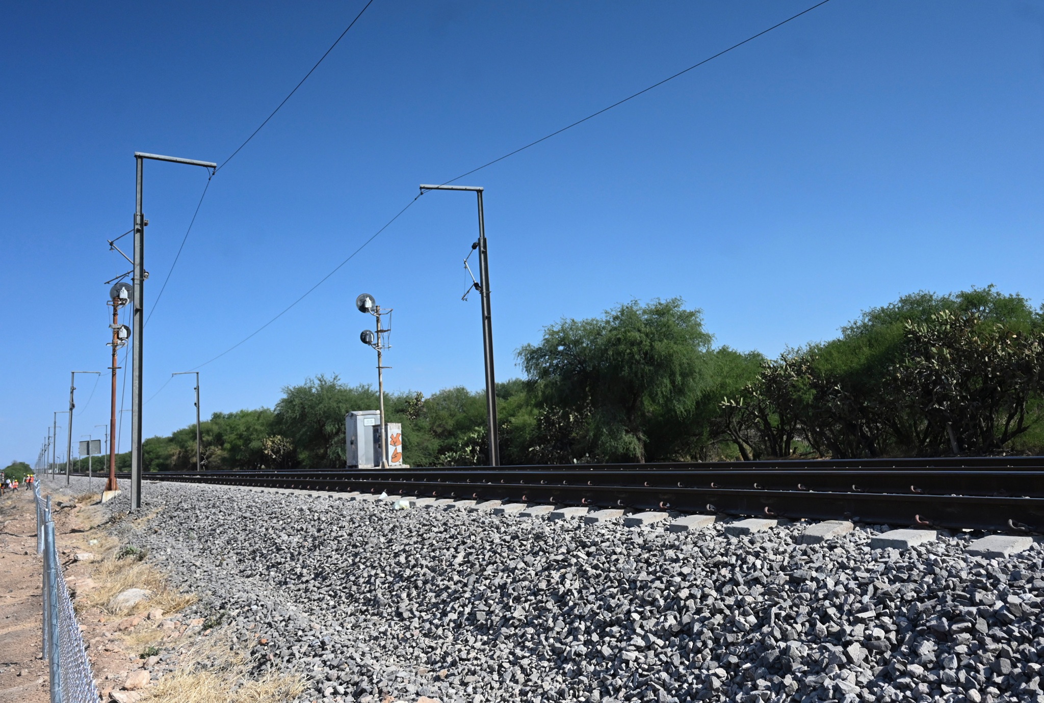 Estiman 6 millones de usuarios anuales para el Tren México-Querétaro ...