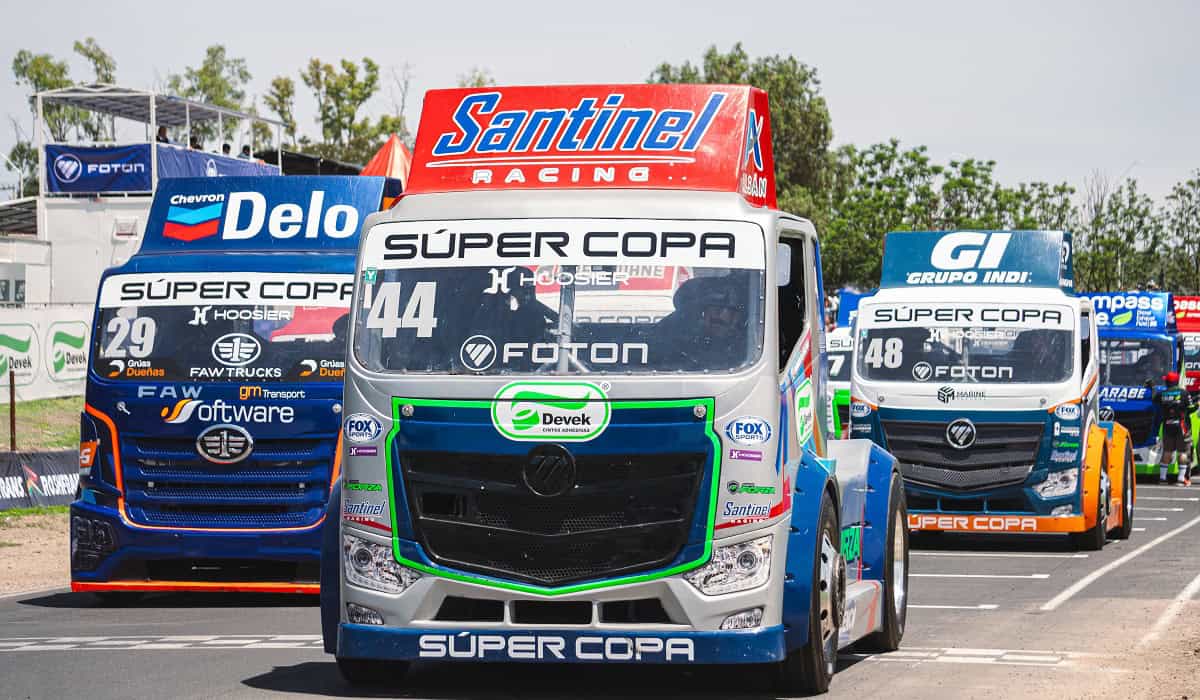 Telematics Advance equipa con cámaras Dash Cam IAdvance los tractos de ...