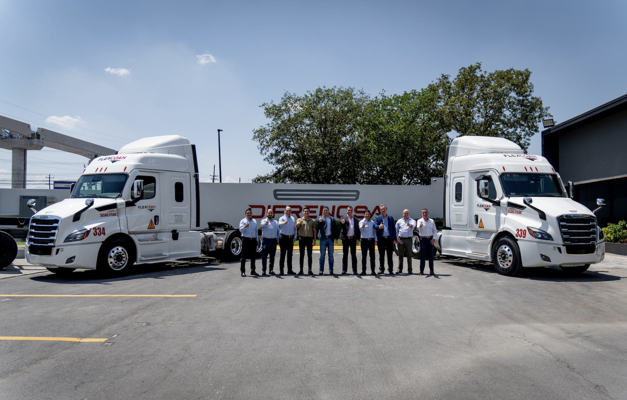 Difrenosa entrega 25 Cascadia a Flexcoah para impulsar su crecimiento ...