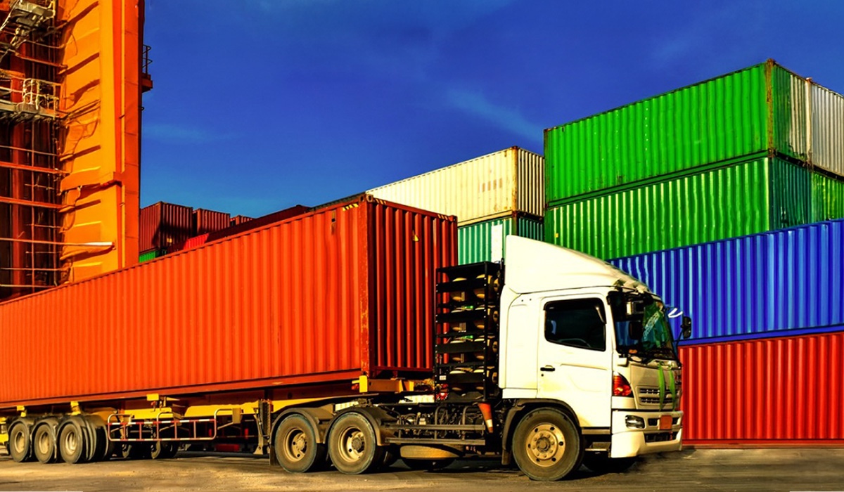 Crece 4% camiones que ingresan al Puerto de Manzanillo en agosto | Revista TyT